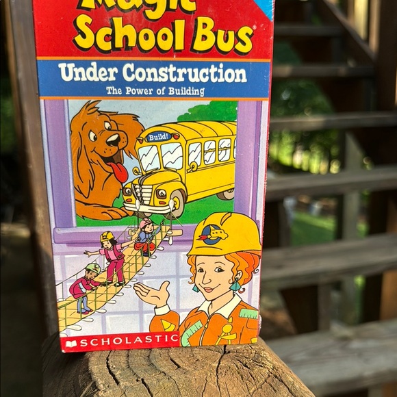 Scholastic | Toys | Scholastic Magic School Bus Building Adventure Set ...